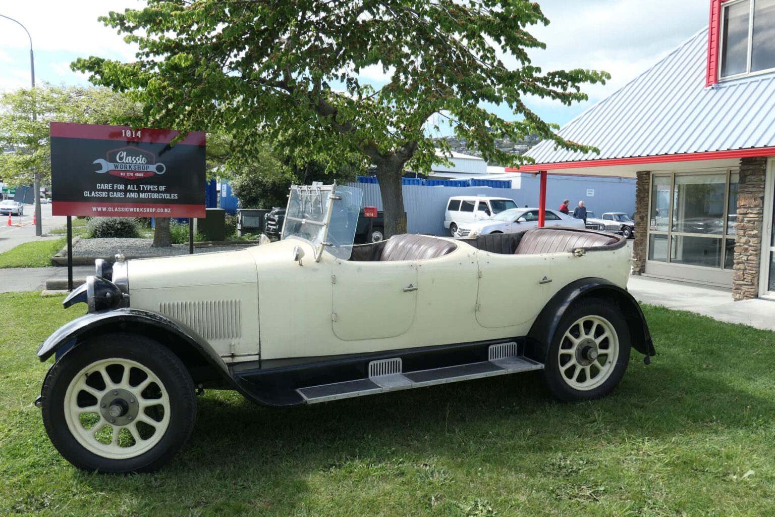 Classic Workshop | Classic Car Repairs | Cars | Bikes | Trucks